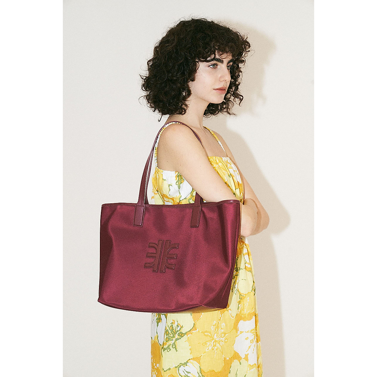 JW PEI Women's Cathy Market Bag (Bordeaux red)