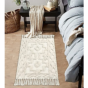 Uphome Boho Bath Mat 2'x3' Beige Hand Woven Tufted Kitchen Rug with Tassels Soft Machine Washable Cotton Small Rug Moroccan Geometric Throw Rug for Doormat Living Room Bedroom Laundry Room