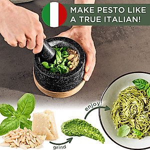 WALDWERK Mortar and Pestle - Mortar and Pestle Set with Anti-Scratch Oak Wood Base - Mortar with Extra Large Pestle Made of Natural Granite - Large Mortar and Pestle - Ideal for Guacamole