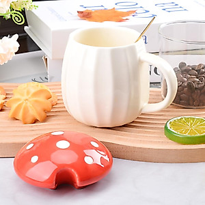 XinHuiGY Mushroom Mug, Cute Coffee Mug with Lid and Flower Spoon, Kawaii Mushroom Tea Cup, 250ml/8oz Funny Mushroom Cup for Milk, Gift for women, Girl,Christmas, Birthdays (Red)