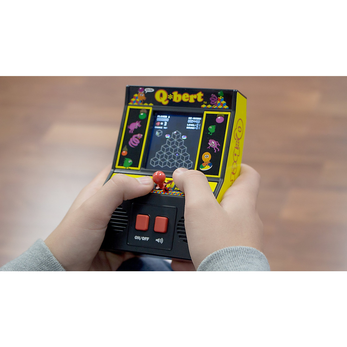 Arcade Classics - Q'Bert Retro Mini Arcade Game