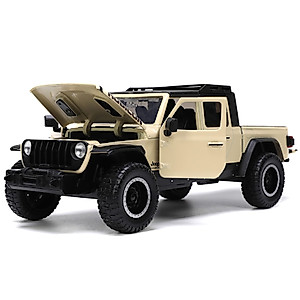 Jada Toys Just Trucks 1:24 2020 Jeep Gladiator Die-cast Car Tan with Tire Rack, Toys for Kids and Adults (32711)