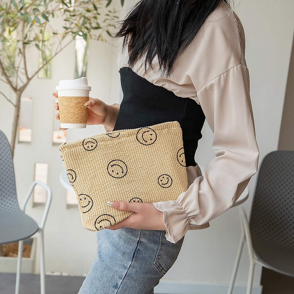 GUTGNK Makeup bag for Women, Corduroy Cosmetic Bag Aesthetic Design Ladies Tote Bag,Cute Smiley Face Makeup Organizer with Zipper - Khaki