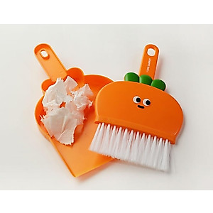 Generic Cute Carrot Mini Broom and Dustpan Set for Desk, Small Dustpan and Brush Set, Orange