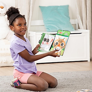 Melissa & Doug On the Go Make-a-Face Reusable Sticker Pad Travel Toy Activity Book – Pet Animals (10 Scenes, 65 Cling Stickers)