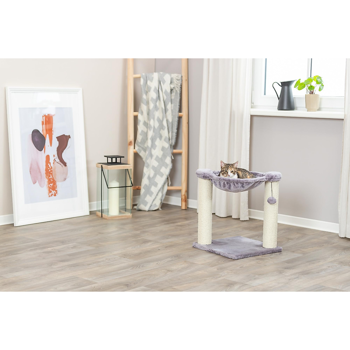 TRIXIE Baza 20-in Cat Scratching Posts, Durable Jute Cat Scratcher with Plush Hammock and Dangling Cat Toy, Gray