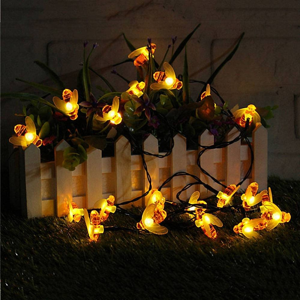 ER CHEN Solar Powered String Lights, 30 Cute Honeybee LED Lights, 15FT 8 Modes Starry Lights, Waterproof Fairy Decorative Lights for Outdoor, Wedding, Homes, Gardens, Patio, Party etc (Warm White)