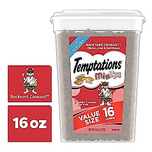 TEMPTATIONS MIXUPS Crunchy and Soft Cat Treats Backyard Cookout Flavor, 16 oz. Tub