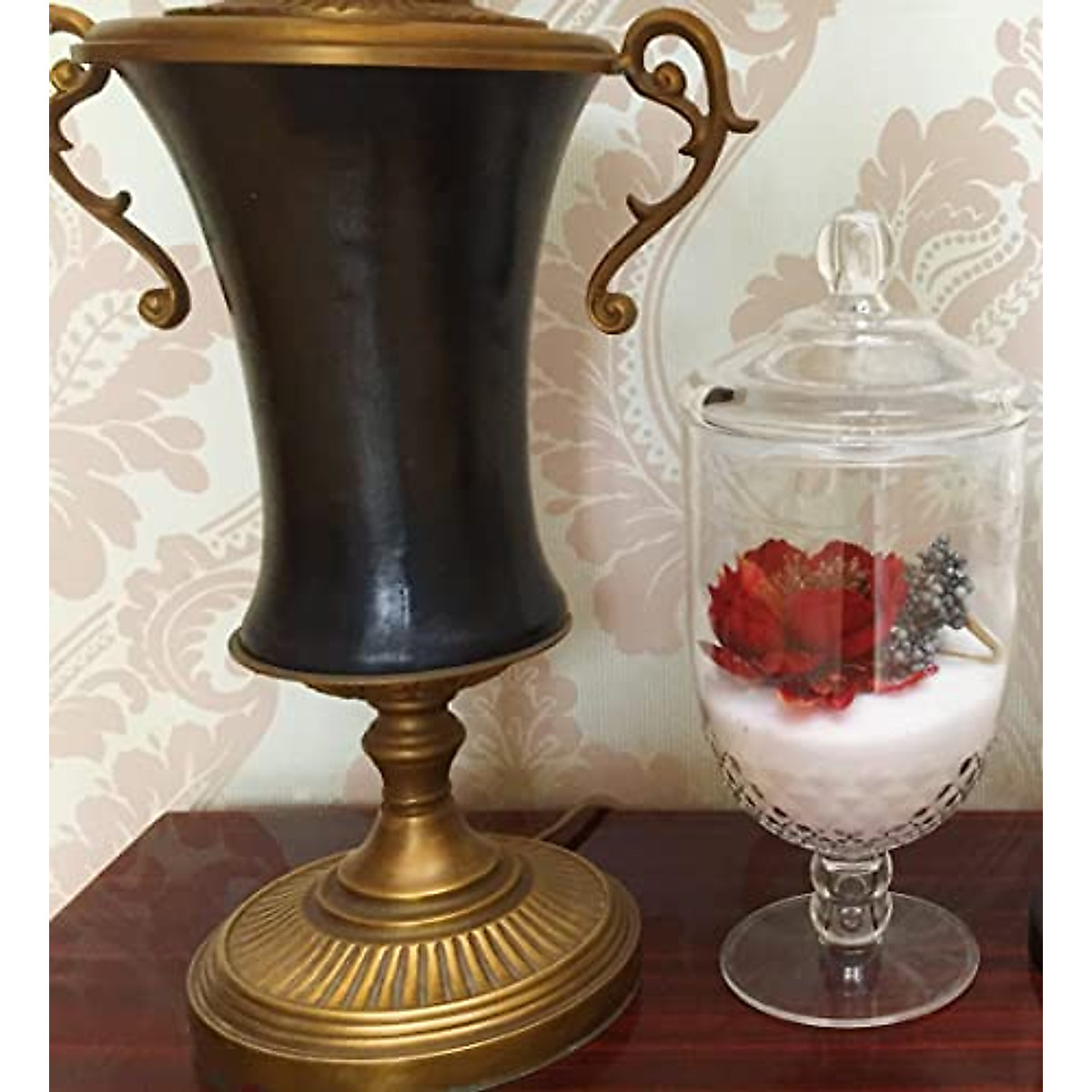 Bekmore Large Apothecary Jar with Airtight Lid in Premium Acrylic, Decorative Weddings Candy Buffet, Break-Resistant and BPA-Free, 55 Ounce