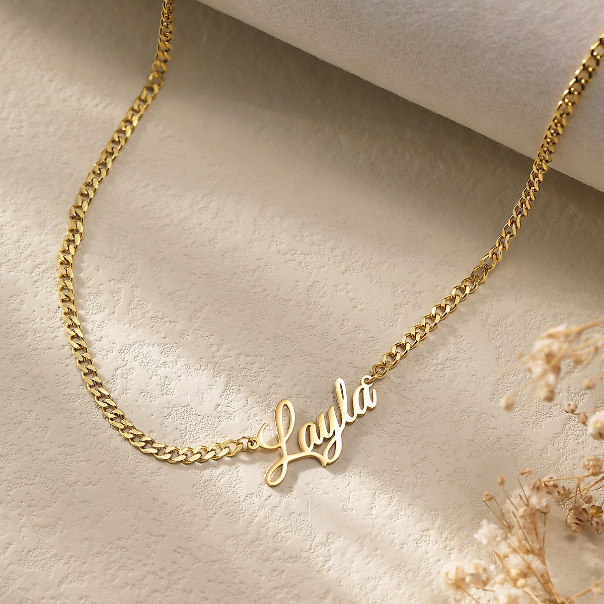 Name Necklace Personalized, 18K Gold Plated Custom Name Necklaces for Women Customized Name Plate Pendant Jewelry Gifts for Women