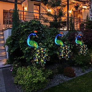 DREAMSOUL Metal Peacock Garden Solar Lights Outdoor Decorative Garden Stake Lights- Waterproof Peacock Solar Landscape LED Path Lights Patio Yard Garden Lawn Outside Decoration