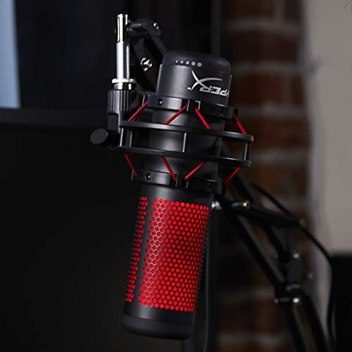 HyperX QuadCast - USB Condenser Gaming Microphone, for PC, PS4, PS5 and Mac, Anti-Vibration Shock Mount, Four Polar Patterns, Pop Filter, Gain Control, Podcasts, Twitch, YouTube, Discord, Red LED