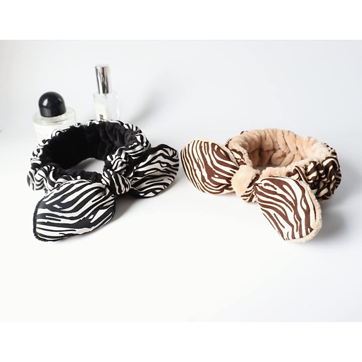 OSOPLAY 2 PCS Women Animal Leopard Print Hairband Makeup Bowknot Headband Elastic Stretch Head Wrap for Skincare Spa Shower (Stripe)