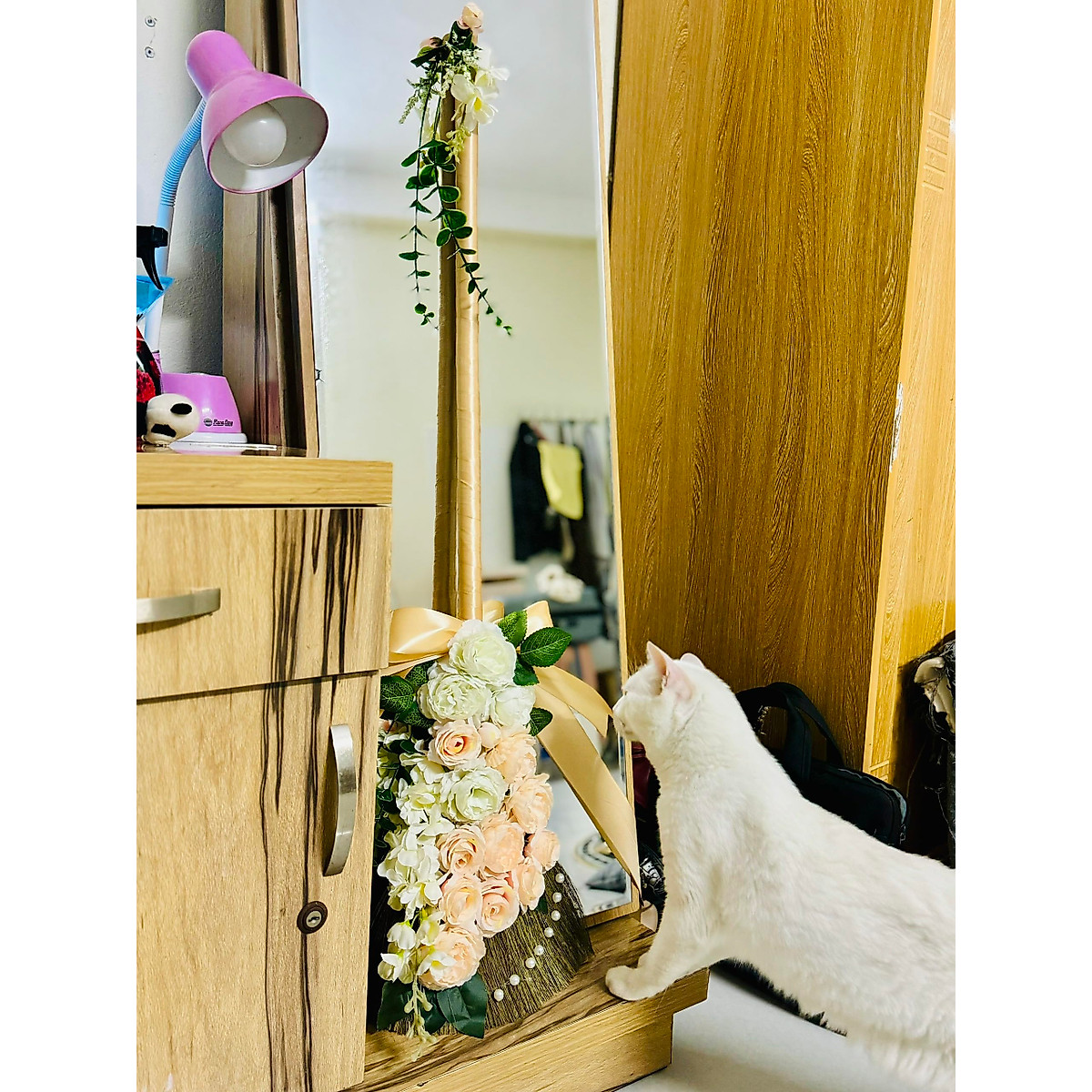 TTS For Home - Wedding Brooms Bride Bridegroom, Jumping The Broom for Wedding, Natural Whisk Broom with Ribbons, Artificial Pearl, Leaves,Roses for Decorative Wedding