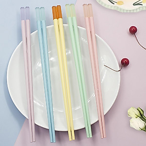 5 Pairs Chopsticks-Reusable Chopsticks Dishwasher Safe, 9.6 inch/24.3cm Matte Non-Slip Fiberglass Chop Sticks, Chinese/Japanese Korean Chop Stick Gift, Plum Blossom, Green