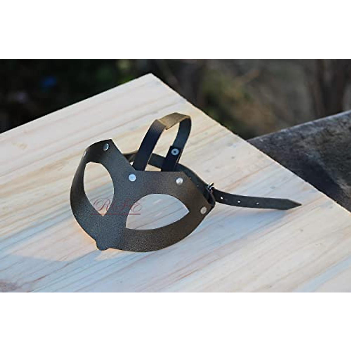 R S E Medieval Masks Medieval Party Décor Cosplay Golden Crusader Knight Masks Soldier Mask for Cosplay Knight