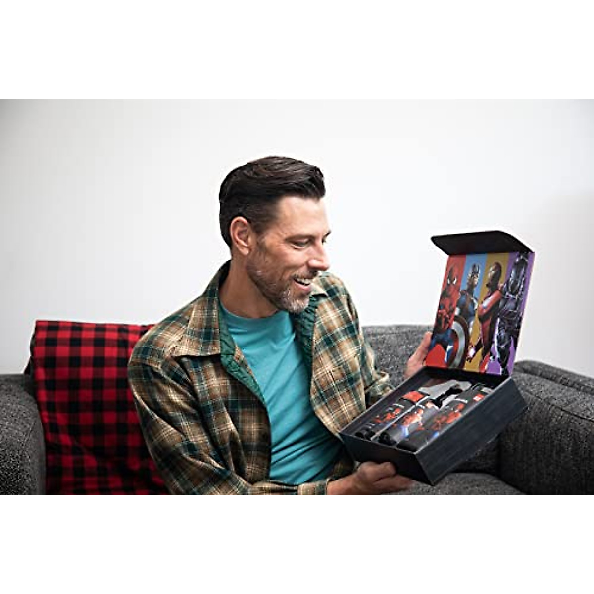 Every Man Jack Marvel Collectors Box Body Wash Gift Set - Perfect for Every Guy & Marvel-Lover - Includes Four Full-Sized Body Washes with Clean Ingredients & Incredible Scents - Marvel-Inspired Fresh Air, Winter Mint, Crimson Oak, and Wakanda Herbs Fragr