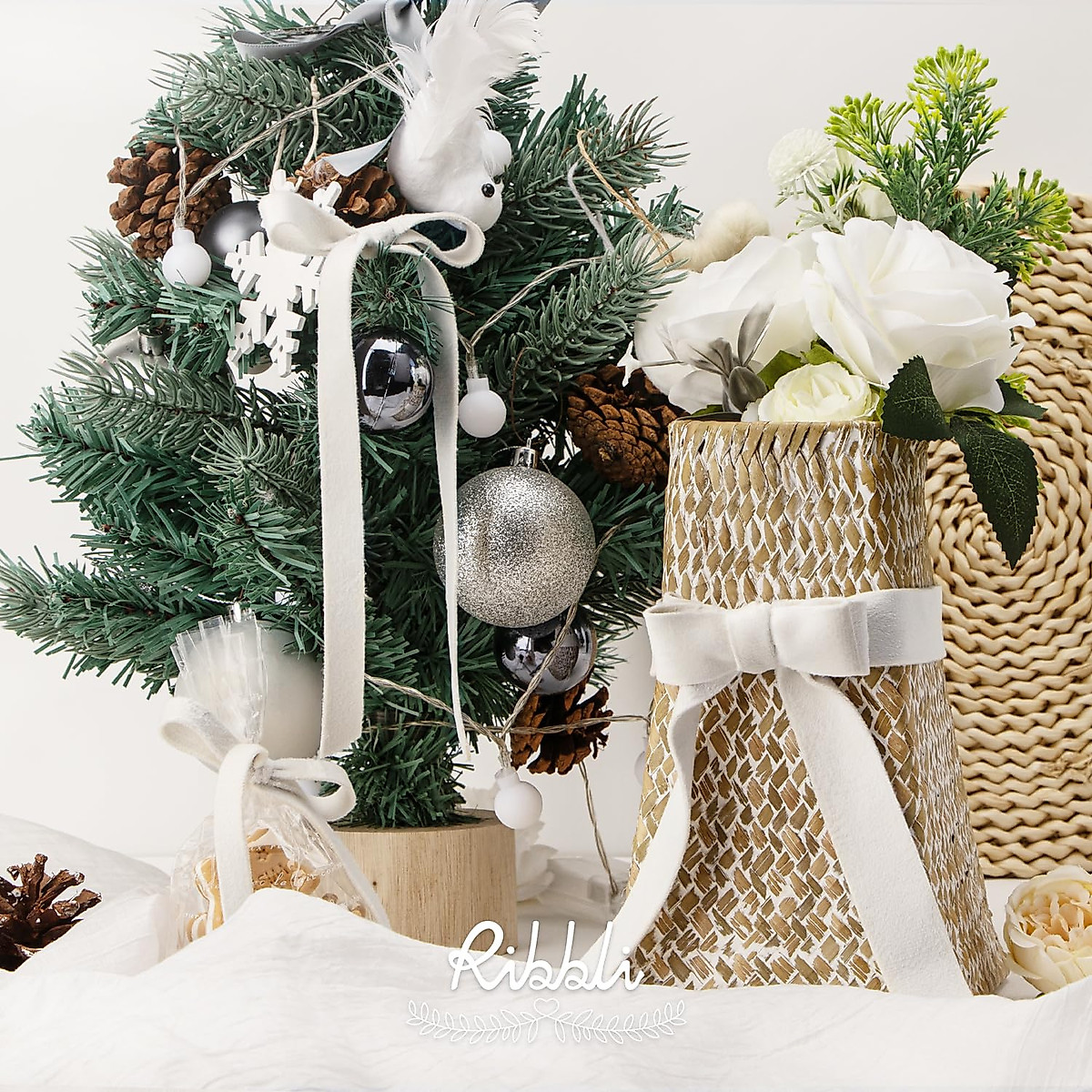 Ribbli Cream White Velvet Ribbon Double Faced 1 Inch 10-Yard Spool White Ribbon Use for Christmas Tree Ornaments Gift Wrapping Wreath Decoration Wedding Boutonnieres