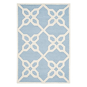 SAFAVIEH Cambridge Collection Area Rug - 8' x 10', Blue & Ivory, Handmade Geometric Wool, Ideal for High Traffic Areas in Living Room, Bedroom (CAM722B)