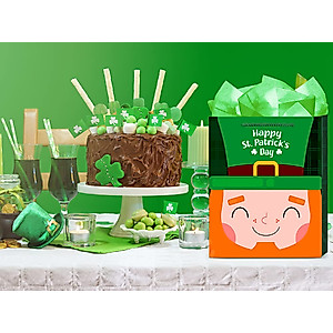 SICOHOME St Patricks Day Gift Bag 11.5"x 9" Green Buffalo Plaid Gift Bags with Tissue Paper, Happy St.Patricks Gift Wrapping Bags for Kids Classroom Party Favor Supplies