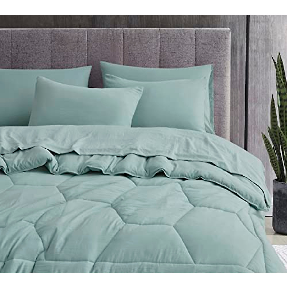 Chezmoi Collection Piper Twin Bed in a Bag 5-Pieces Honeycomb Geometric Hexagon Quilted Soft Washed Double Brushed Microfiber Comforter with Sheets Lightweight All Season Bedding Set (Twin, Aqua)