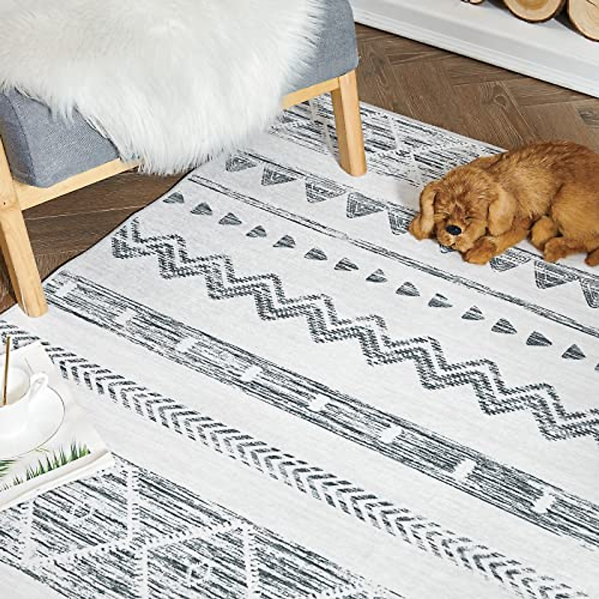 jinchan Runner Rug 2x5 Area Rug Hallway Boho Kitchen Rug Moroccan Floor Cover Bathroom Rug Geometric Bohemian Mat Black Foldable Thin Rug Dimond Non Slip Carpet for Living Room Bedroom Dining Room