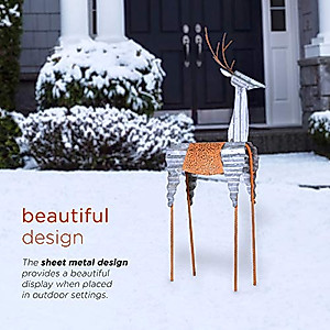 Alpine Corporation JUM324 Alpine Sheet Metal Reindeer, Outdoor Festive Decoration for Garden, Lawn, Yard Holiday décor, 30