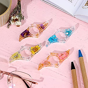 Kavoc 4 Pieces Flower Acrylic Bookmarks Book Page Holder Floral Bookmarks with Colorful Tassels Thumb Ring Page Holder Transparent Page Holders for Reading Students Teachers (Blue/Purple)