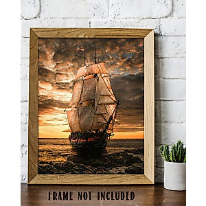 Blackbeards Pearl Pirate Ship Home Decor - Wall Art Print Great Mens Gift- Home Decor- Office Decor. Great for Man Cave- Rec Room-Study. Beautiful Clipper Ship & Sailing Art. Unframed - 8 x10