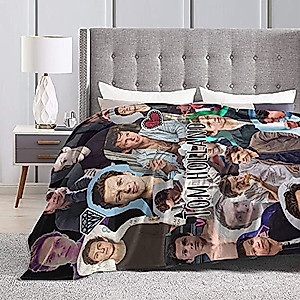 Iosbdnsm Kids Adults Ultra-Soft Micro Fleece Blanket Throw All Season Fuzzy Lightweight Throw Blankets for Office Company Home Couch Bed Sofa 50"X40"