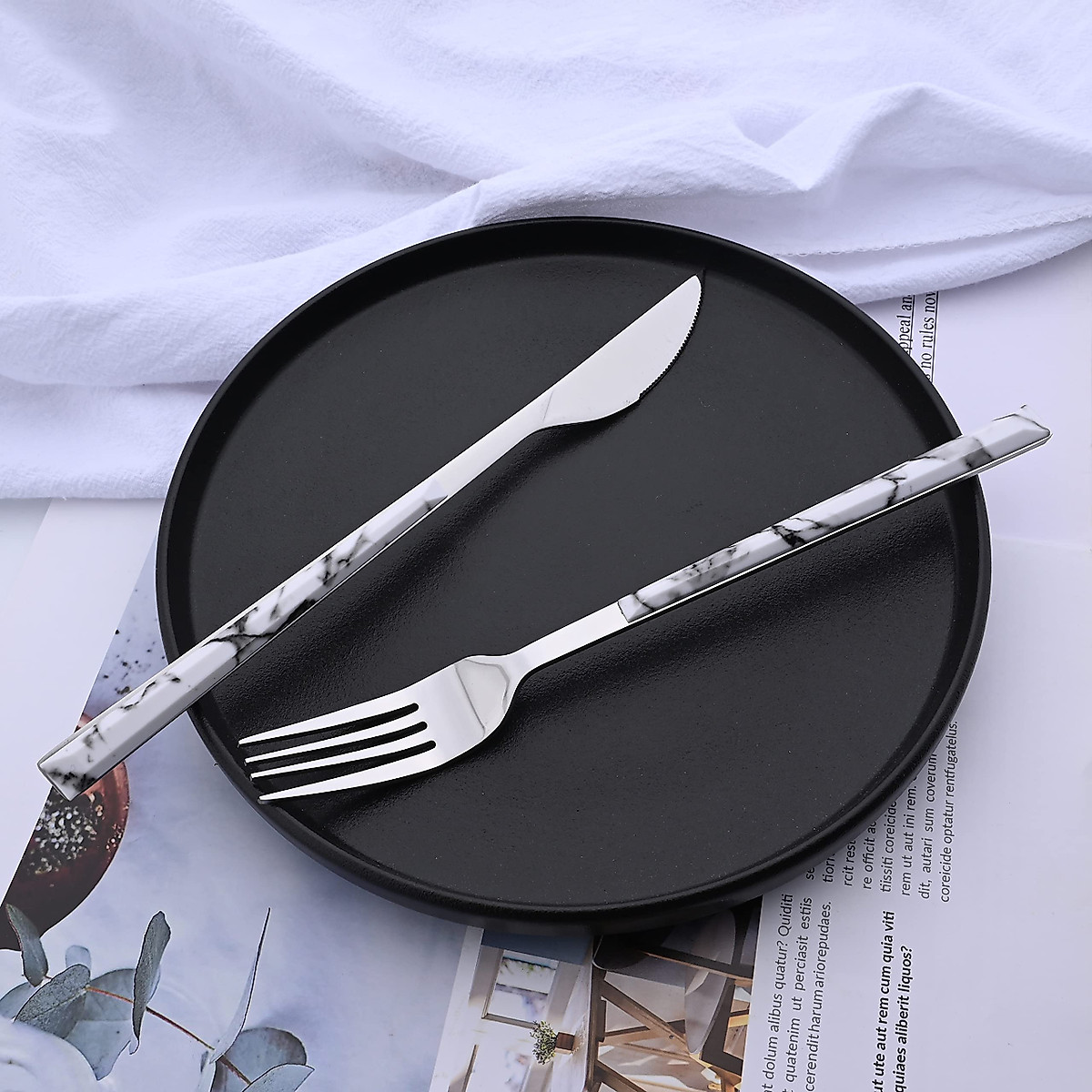 Uniturcky 16-Piece Silverware Set with Dessert Fork, Stainless Steel Flatware Cutlery Set for 4, Mirror Finish Tableware Utensil Set, Marble Texture Handle, Include Knife Fork Spoon(White & Silver)