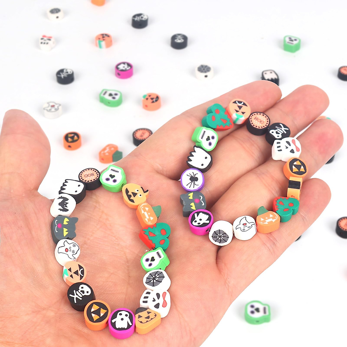 MAIOUSU STORE 200PCS Random Halloween Polymer Clay Beads Heishi Spacer Beads Fall Halloween Clay Bead Set Assorted Pumpkin Ghost Spider Bat Clay Beads for Bracelet Necklace Earring DIY