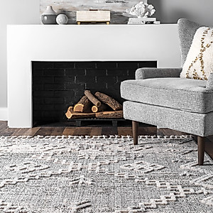 nuLOOM Roxy Textured Diamond Tassel Area Rug, 8x11, Grey