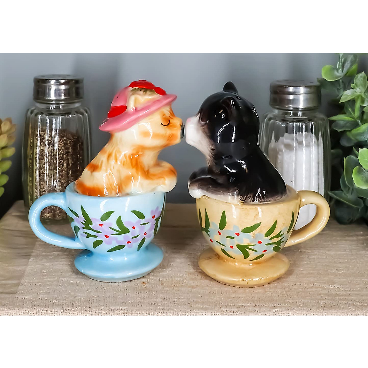 Ebros Ceramic Tabby And Tuxedo Black Kitty Cats In Teacups Kissing Salt And Pepper Shakers Set Valentines Tea Cup Cat Kittens Figurines Party Kitchen Tabletop Collectible Decorative Accents