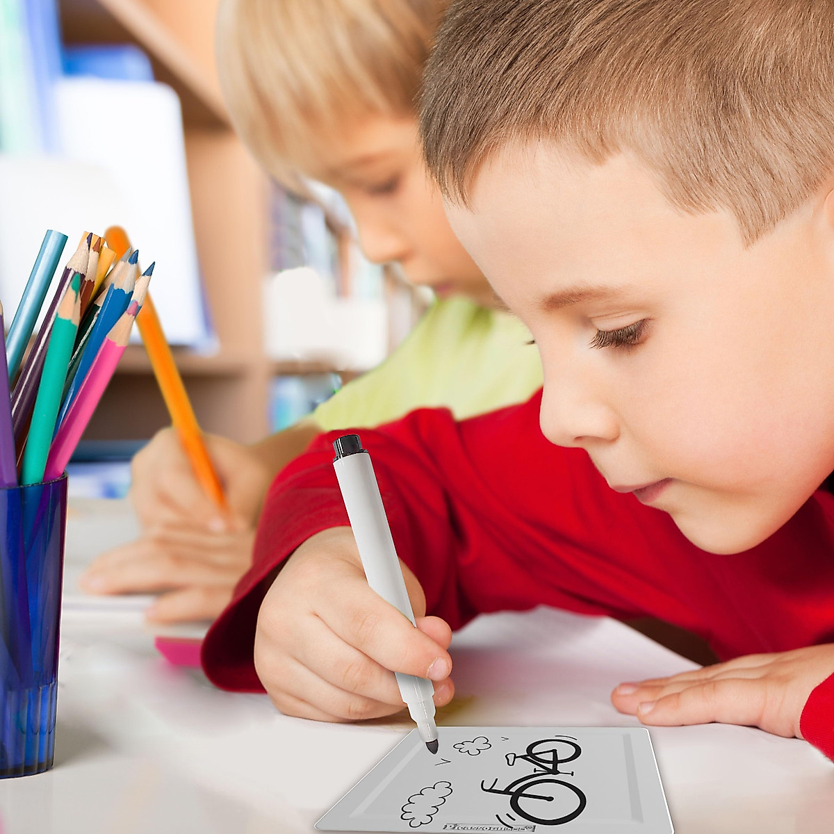 PicassoTiles Canvas Tiles Whiteboard with 8 Magnetic Building Tiles & 5 Marker Pens Expansion Construction Blocks STEAM Learning Kits Educational Toy Set Preschool Toddler Child Kids Ages 3