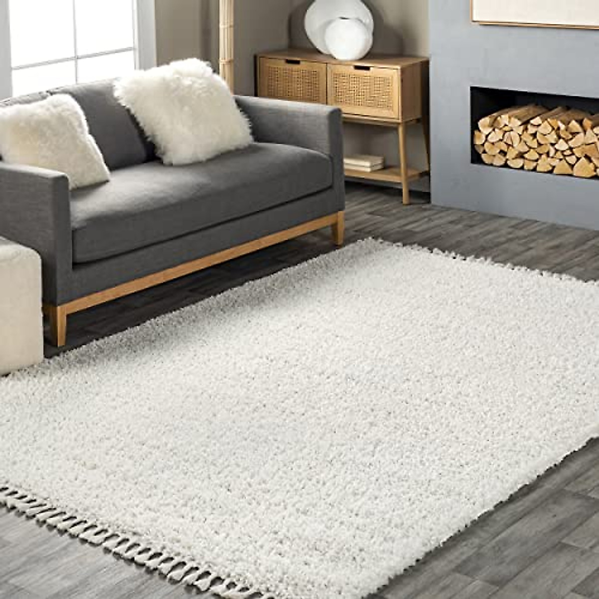 nuLOOM Neva Modern Tasseled Shag Area Rug, 5' 3" x 7' 7", Ivory