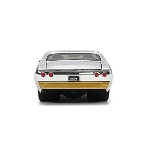 1970 Chevy Chevelle SS, Gold and Silver - Jada Toys 34116-1/24 Scale Diecast Model Car