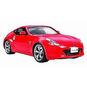 TAMIYA 1: 24 Scale Nissan 370z (Book)