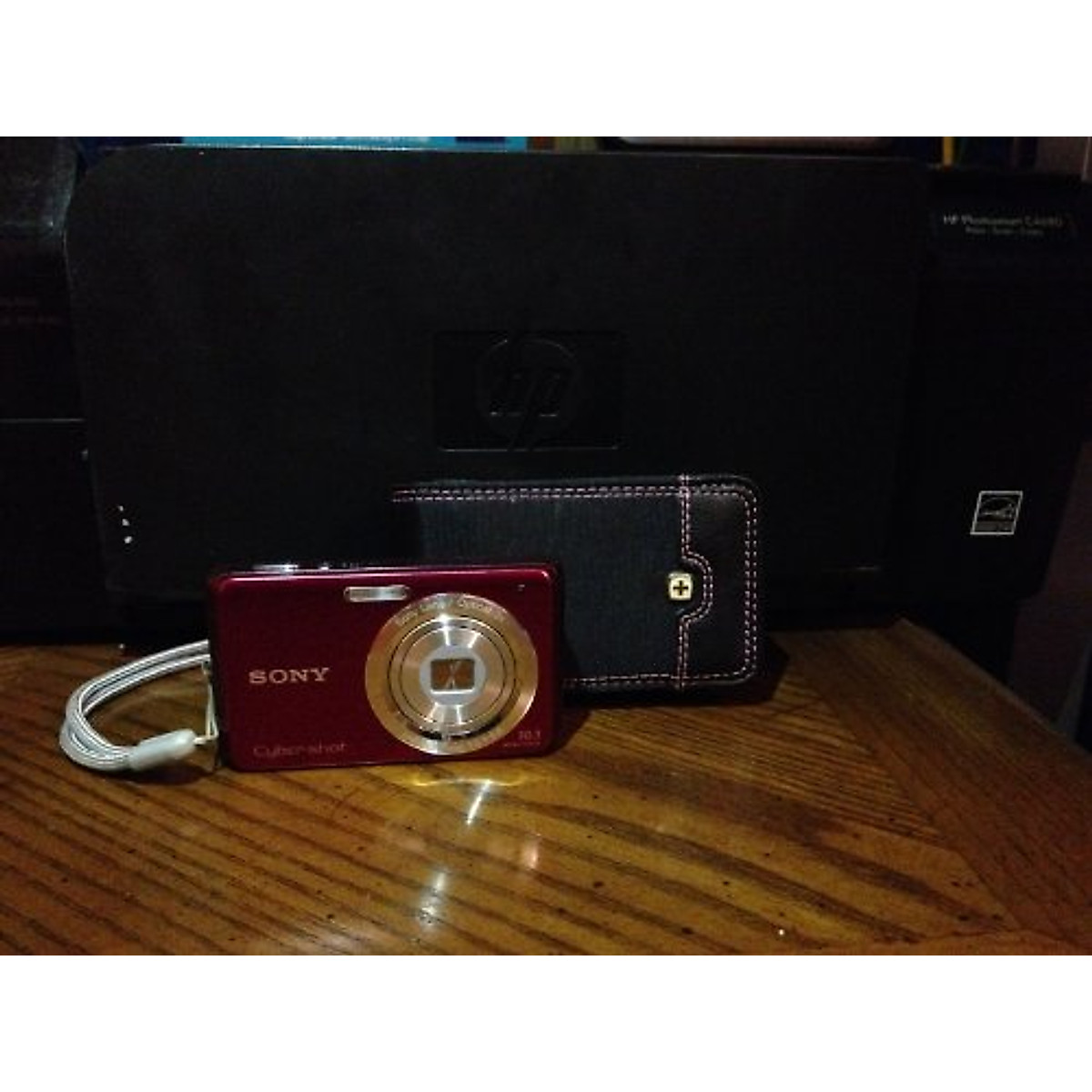 Sony Cyber-shot DSC-W180 10.1MP Digital Camera with 3x SteadyShot Stabilized Zoom and 2.7-inch LCD (Silver)