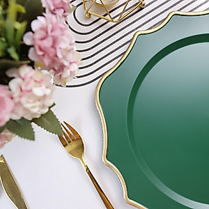 Omuriko Green Chargers for Dinner Plates, 13 Inch Scalloped Plastic Decorative Table Charger Service Plates Set of 6 for Wedding, Holiday, Thanksgivng, Christmas
