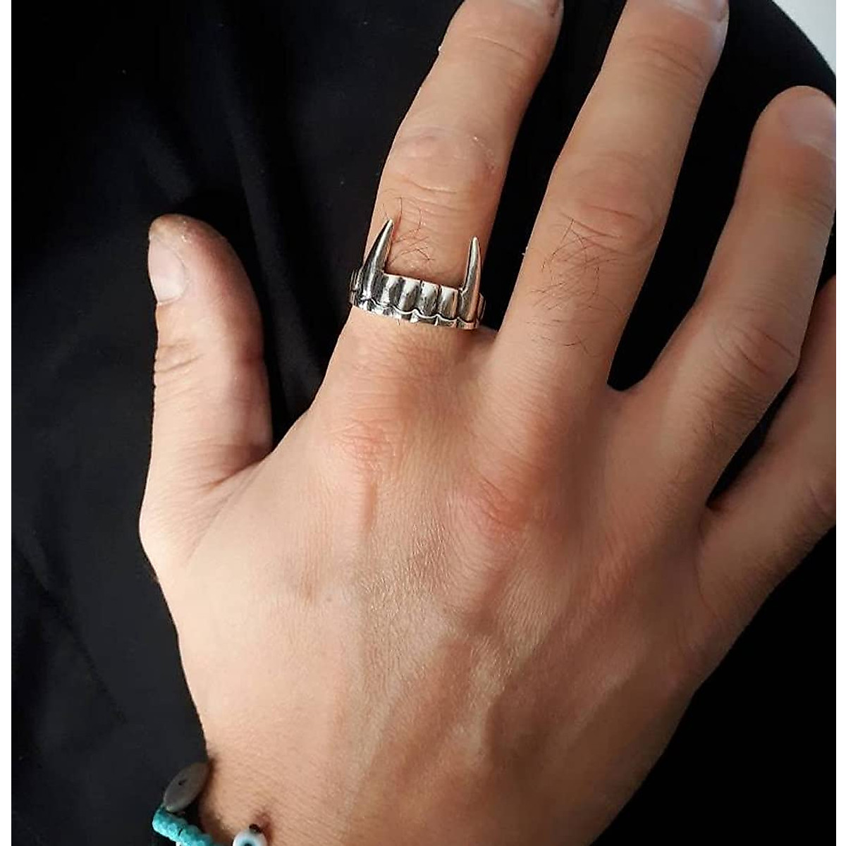 OIDIMS Personalized Gothic Vampire Teeth Rings for Women Men Werewolf Fang Cool Dainty Adjustable Finger Ring Fashion Expandable Open Size Halloween Birthday BFF