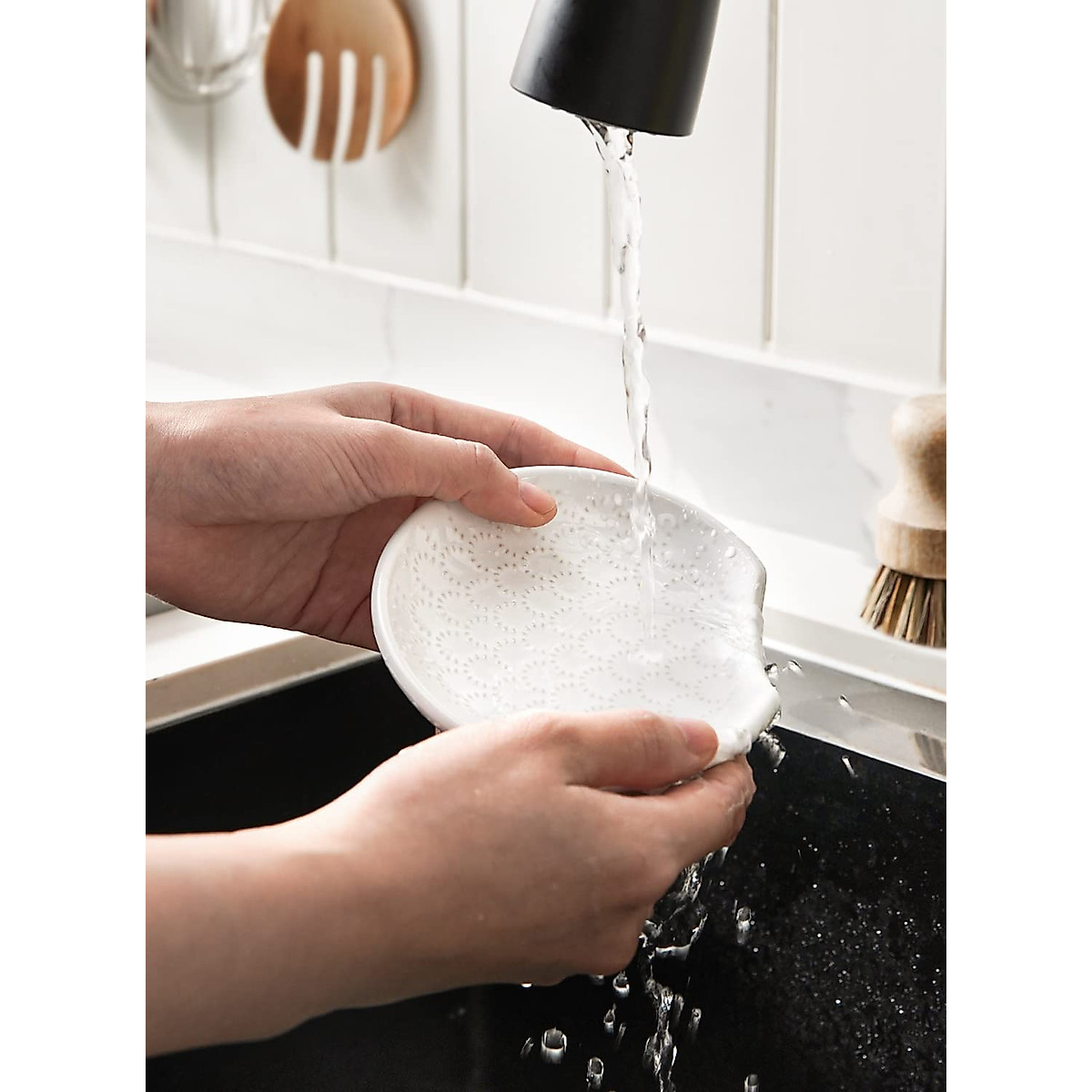 LE TAUCI Ceramic Spoon Rest for Counter, Embossment Farmhouse Gift, Coffee Spoon Holder, Stove Top Protection, Kitchen Decor, Accessories for Countertop - 4.8 inch, Set of 1,White, Fireworks