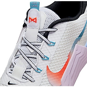 Nike Women's Metcon 7 Training Shoe, White/Doll-Light Marine (us_Footwear_Size_System, Adult, Women, Numeric, Medium, Numeric_8)