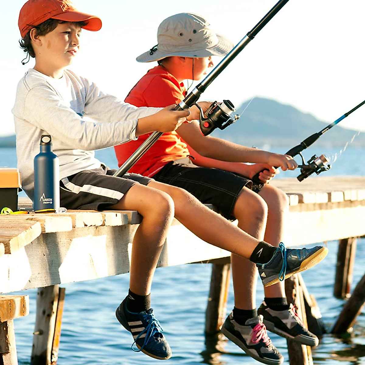 Laken Thermo Futura Vacuum Insulated Stainless Steel Water Bottle Narrow Mouth, 17 Ounce, Plain/Silver