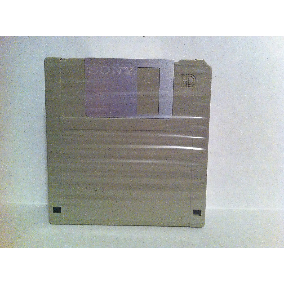 1995 Sony Electronics, Inc. Sony Micro Floppy Disk/double Sided 10mfd-2hdcf 10 Pack Blister Box Package---capacity IBM Formatted 1.44 Mb 10 Pack---specifications Trackes Per Inch 135 Tpi, Number of Tracks-80/side Double Side/high Density---compatibility I