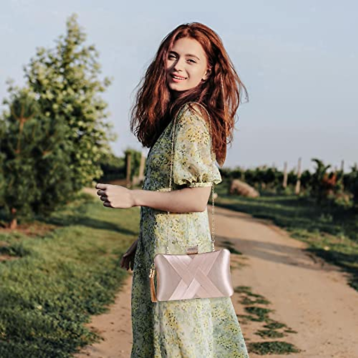 Tanpell Women's Evening Clutch Bags Silk Satin Party Handbags Bridal Wedding Purses with Tassel Pendant Light Apricot