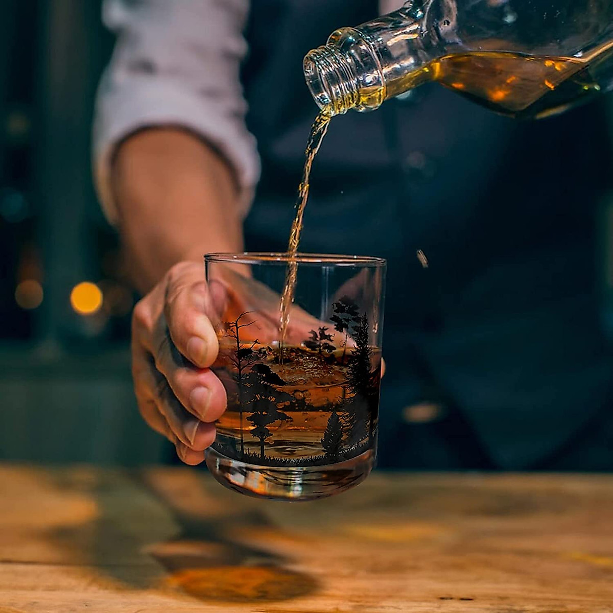 Whiskey Glasses set of 2 glasses bourbon glass Old Fashioned Glasses Barware for Scotch, Bourbon, Liquor and Cocktail Drinks