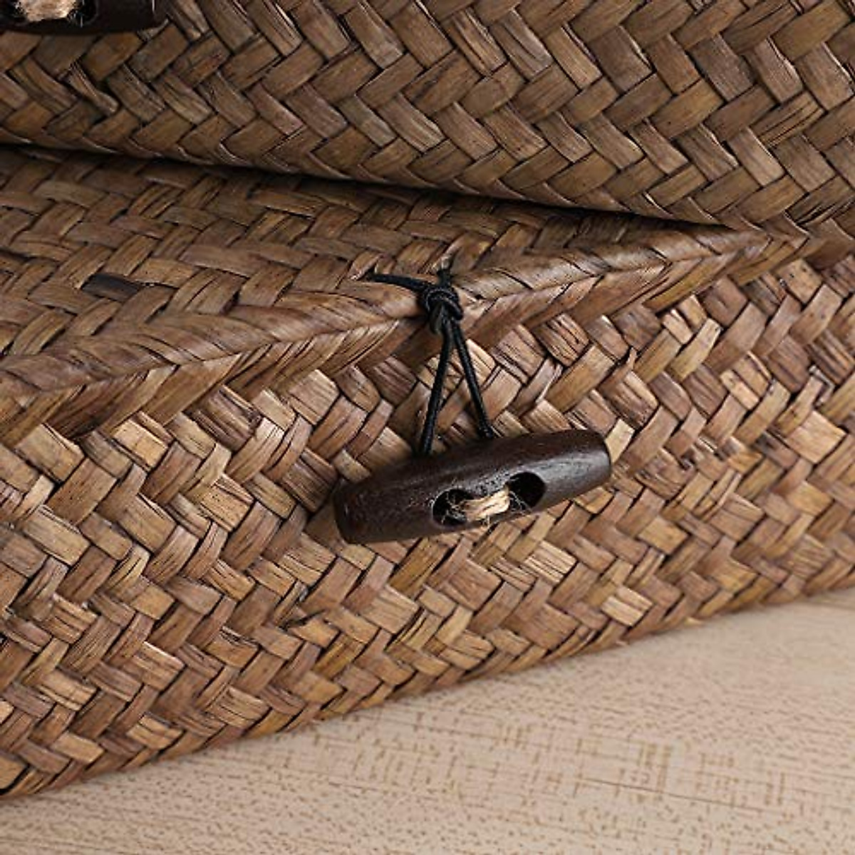Hipiwe Set of 2 Flat Woven Wicker Storage Bins with Lid Natural Seagrass Basket Boxes Multipurpose Home Organizer Bins Boxes for Shelf Organizer (Coffee)