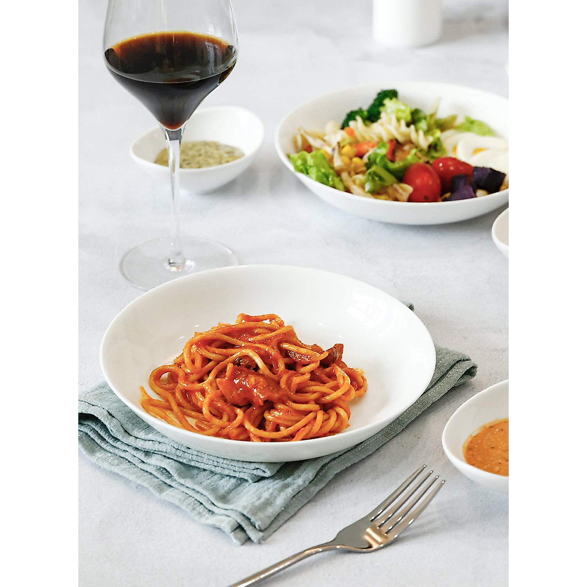 Teocera Pasta Bowls, Salad Serving Bowls Set, Wide and Shallow, 22 Ounce Porcelain Bowl, Microwave and Dishwasher Safe - Set of 6, White