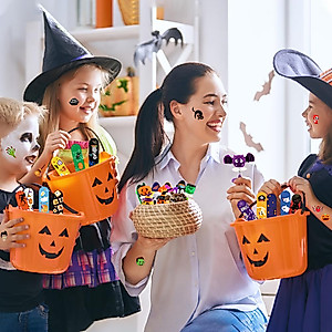 XIMISHOP 210PCS Halloween Party Favors Assortment Bulk, Halloween Toys for Kid Girls Boys Halloween Goodies Party Bags fillers Prizes for Trick or Treat Classroom Rewards Halloween Party Games Toys